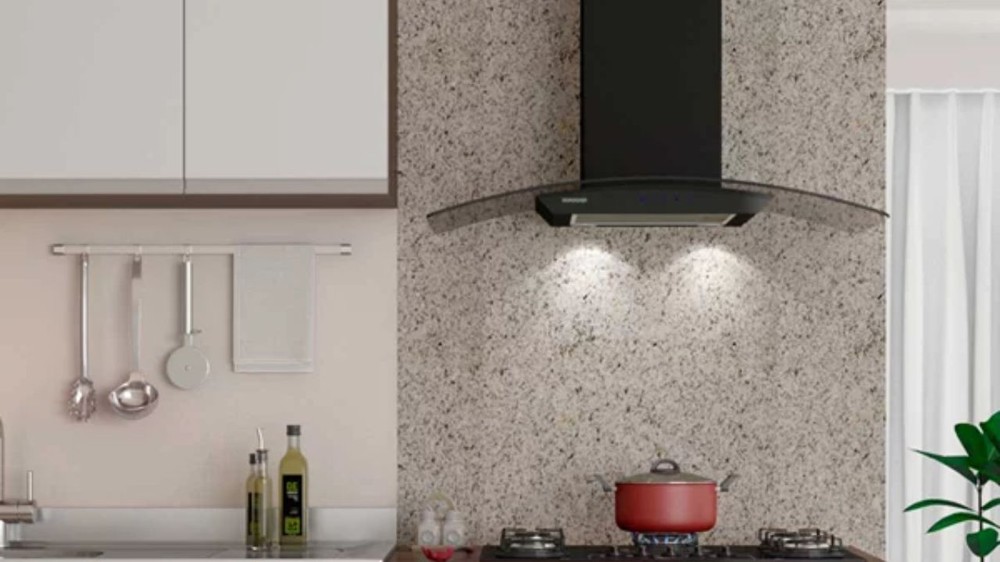 Coifa para cozinha: veja o que é, como instalar e modelos à venda