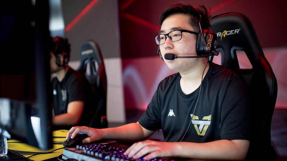 League of Legends: Lactea sai da Team One
