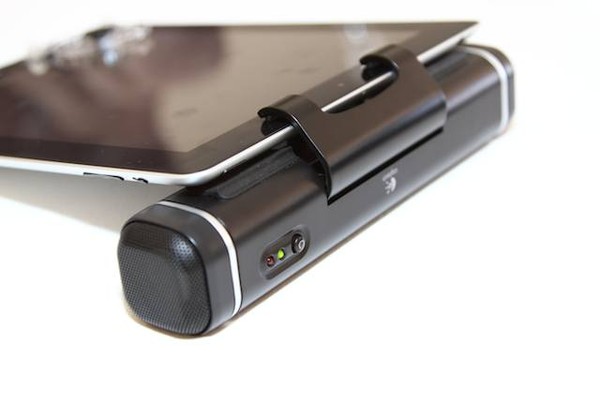 Logitech lança prático kit de alto falantes para tablets que é fixado ...