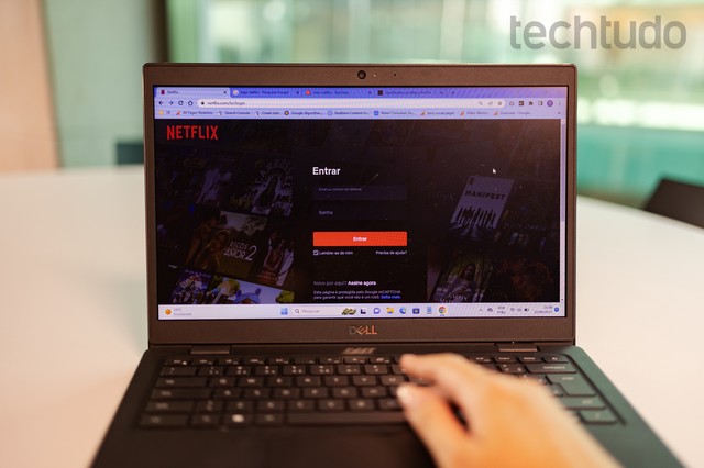 Como mudar senha da Netflix pelo celular e PC