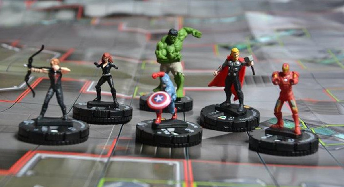 Conheça e entenda o Heroclix Online