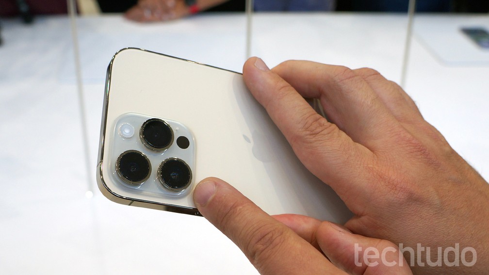 6 jeitos de tirar foto no iPhone sem usar as mãos