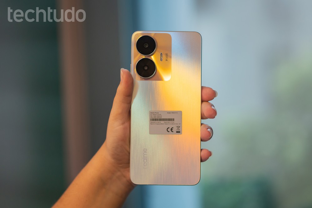 Celular com NFC barato: veja 8 modelos por até R$ 2.000