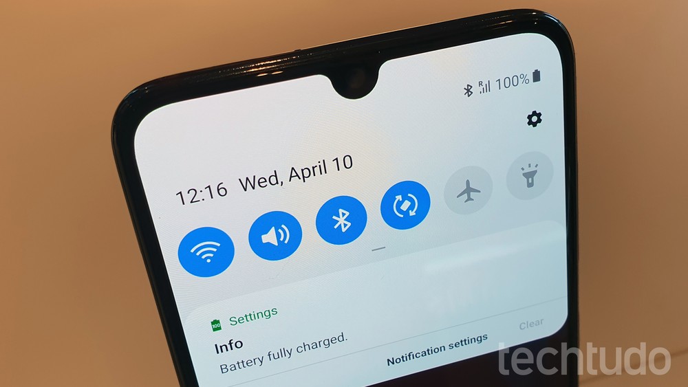 Motorola One Zoom vs Galaxy A70: preço, ficha técnica e câmera