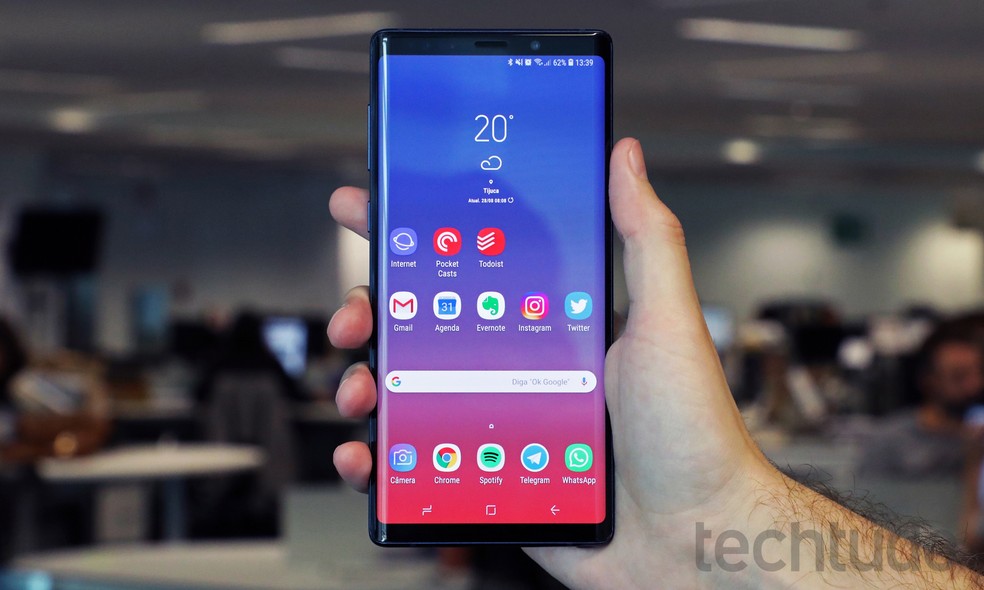 Galaxy Note 9 vs iPhone 8 Plus: compare a ficha técnica dos celulares