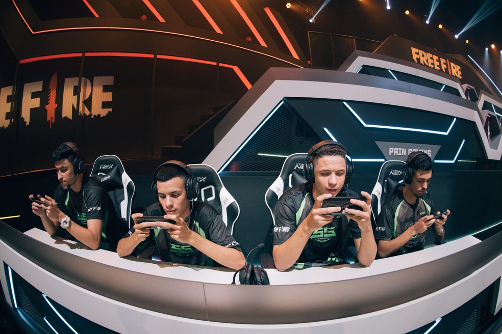 Free Fire: Cruzeiro, Flamengo, Santos e RED estão na final da FFCS 2020