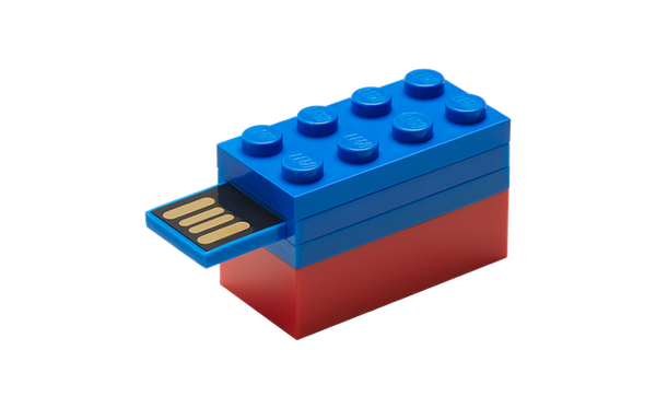 Pen drive feito de Lego pode ser usado para brincar de montar