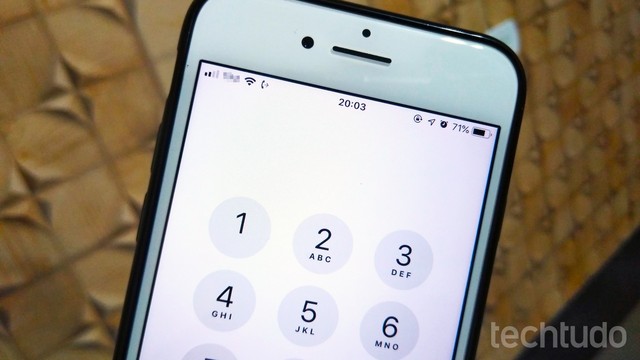 Símbolo de telefone com seta no iPhone? Veja o que significa e como tirar