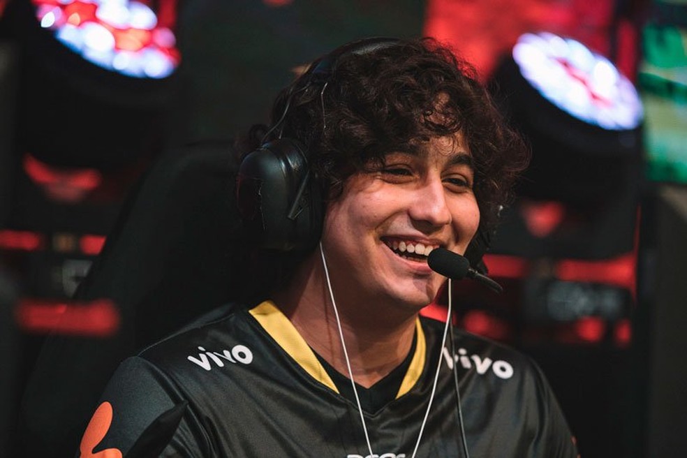 CBLOL 2022: RED Canids e Netshoes Miners estão invictas na primeira semana