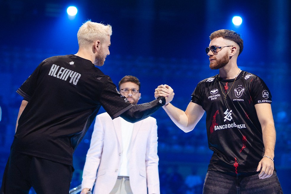 FaZe Clan vs w7m: como assistir à final de R6 no Six Invitational 2024