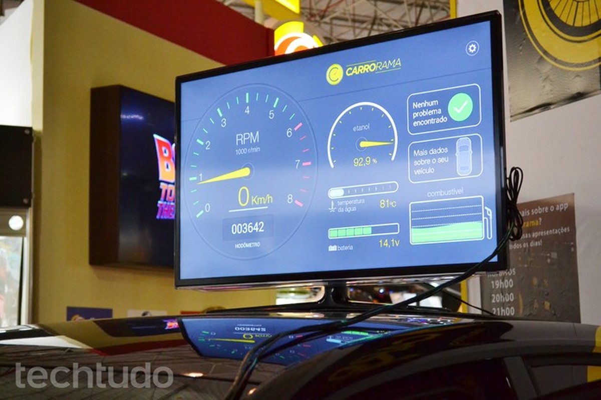 Carrorama: app analisa motor de carros populares no Salão do Automóvel