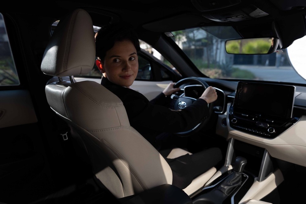 Rhino: app tipo Uber oferece transporte em carros blindados; conheça