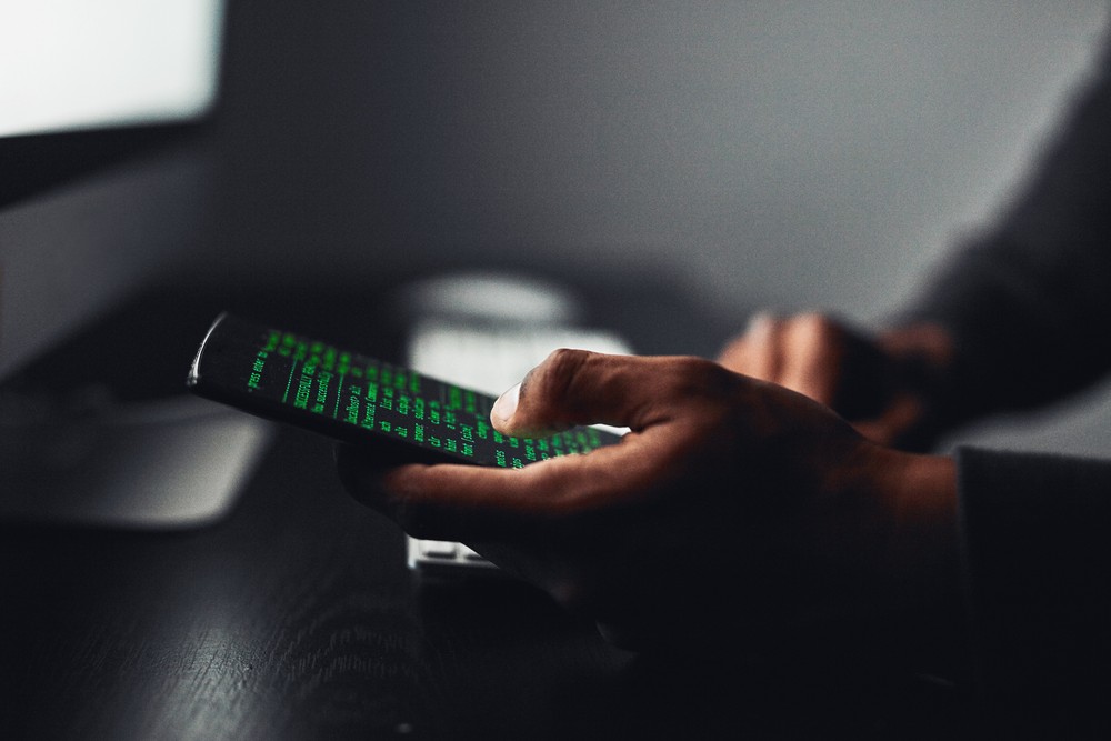 App espião: como saber se o seu celular Android ou iPhone é monitorado