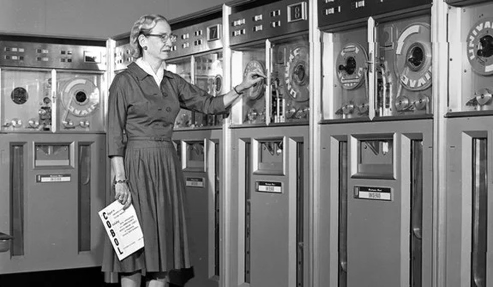 Grace Hopper Veja Quem Foi E Qual O Legado Da Cientista Da Computação