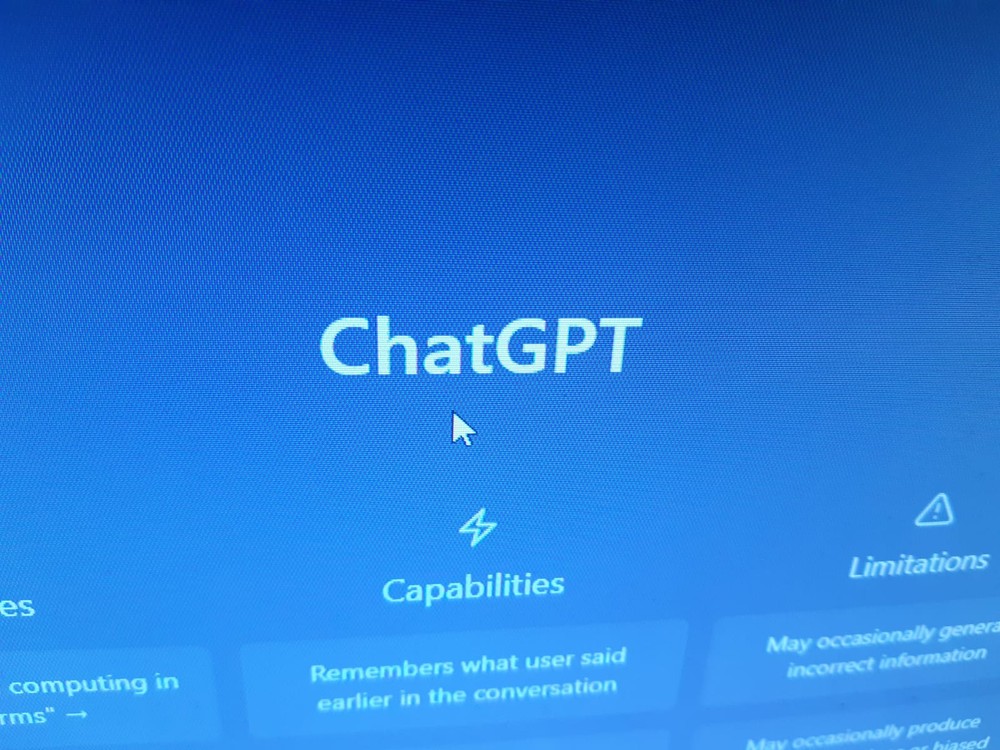 Como usar o ChatGPT? Guia completo explica o que é o chatbot da OpenAI