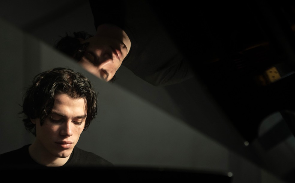 O Fabricante de Lágrimas: veja elenco e personagens do filme da Netflix