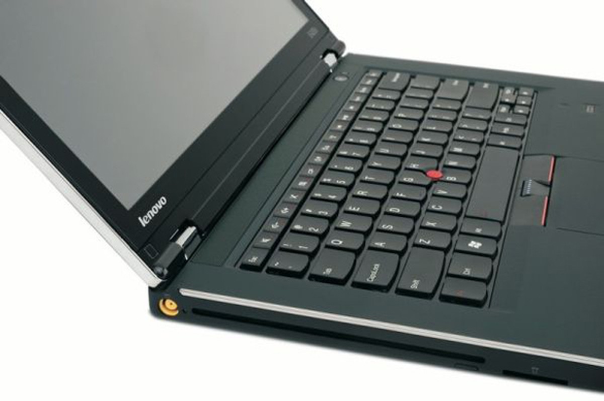 ThinkPad Edge E420s chega ao mercado por US$ 699
