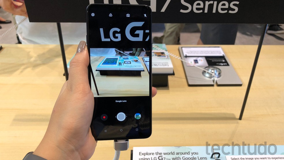 LG G7 One traz Android puro e notch; confira teste e ficha técnica