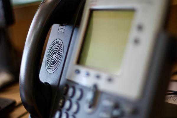Telefone fixo da Oi: veja planos da operadora, como contratar e mais