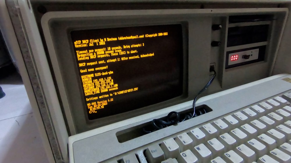 Até um computador IBM de 1984 está rodando o ChatGPT