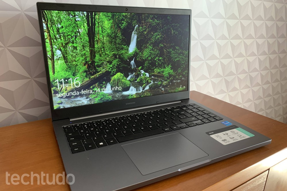 Review Samsung Book: notebook intermediário se destaca pelo desempenho