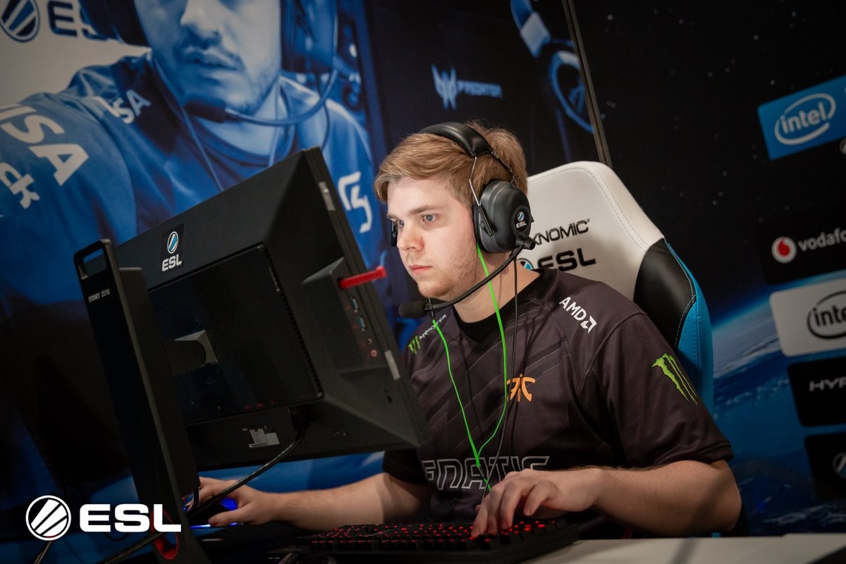 Intel Extreme Masters: favoritos dominam segundo dia; veja resultados