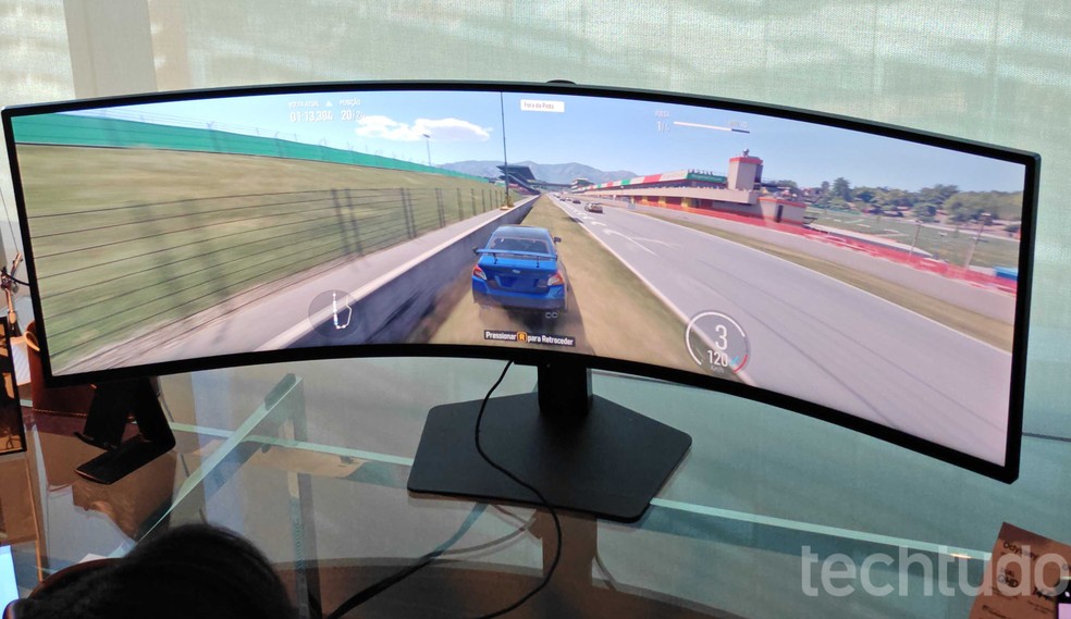 Monitor curvo 27': 6 opções para completar o seu setup gamer