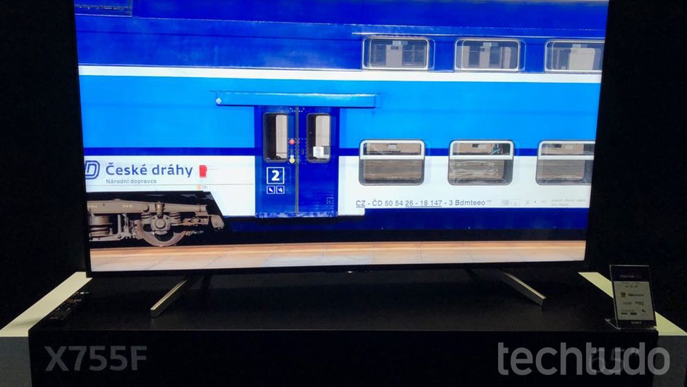 Sony lança smart TVs, caixas de som, fones e projetores no Brasil; conheça