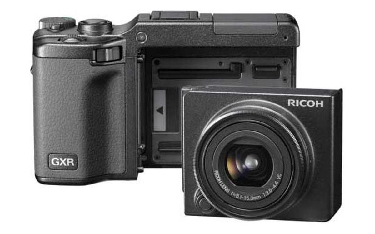 Câmera GXR da Ricoh permite trocar lentes e até sensor