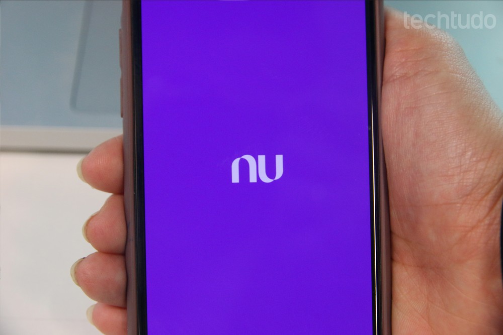 Nubank libera conta para menores de 18 anos no app; saiba tudo