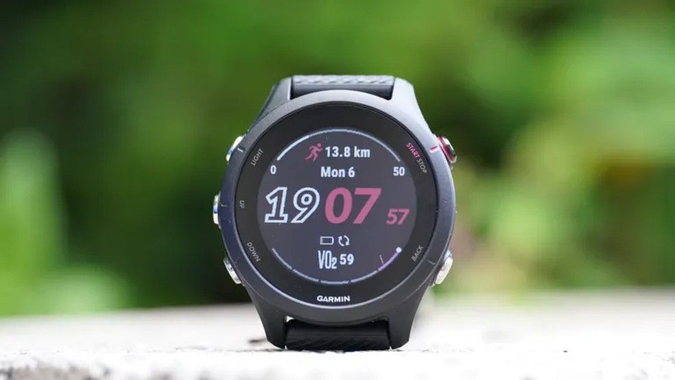 Garmin Forerunner 255 Music é bom? Veja preço e ficha técnica