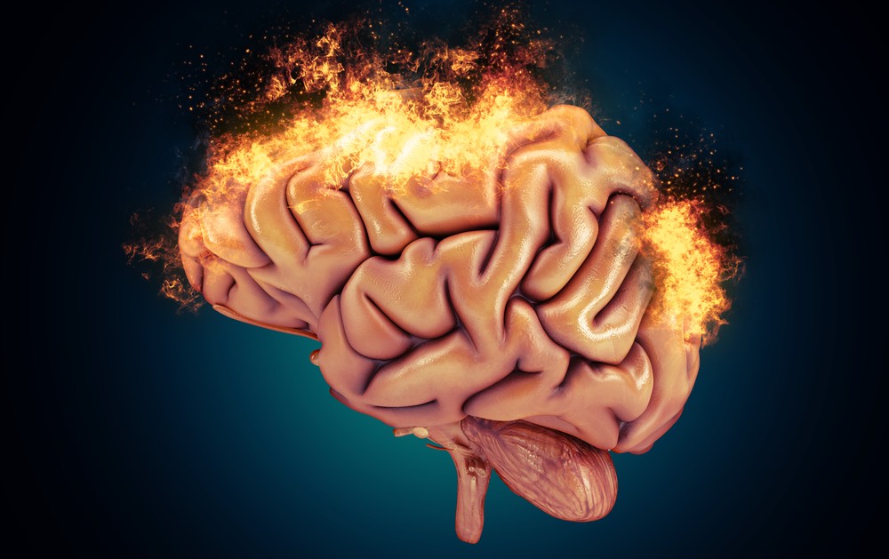 Celular está deixando seu cérebro mais lento? Entenda o 'brain rot'