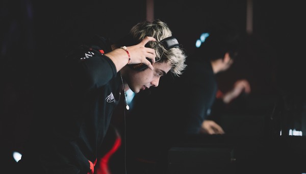 Cinco curiosidades sobre YoDa, maior streamer brasileiro de LoL