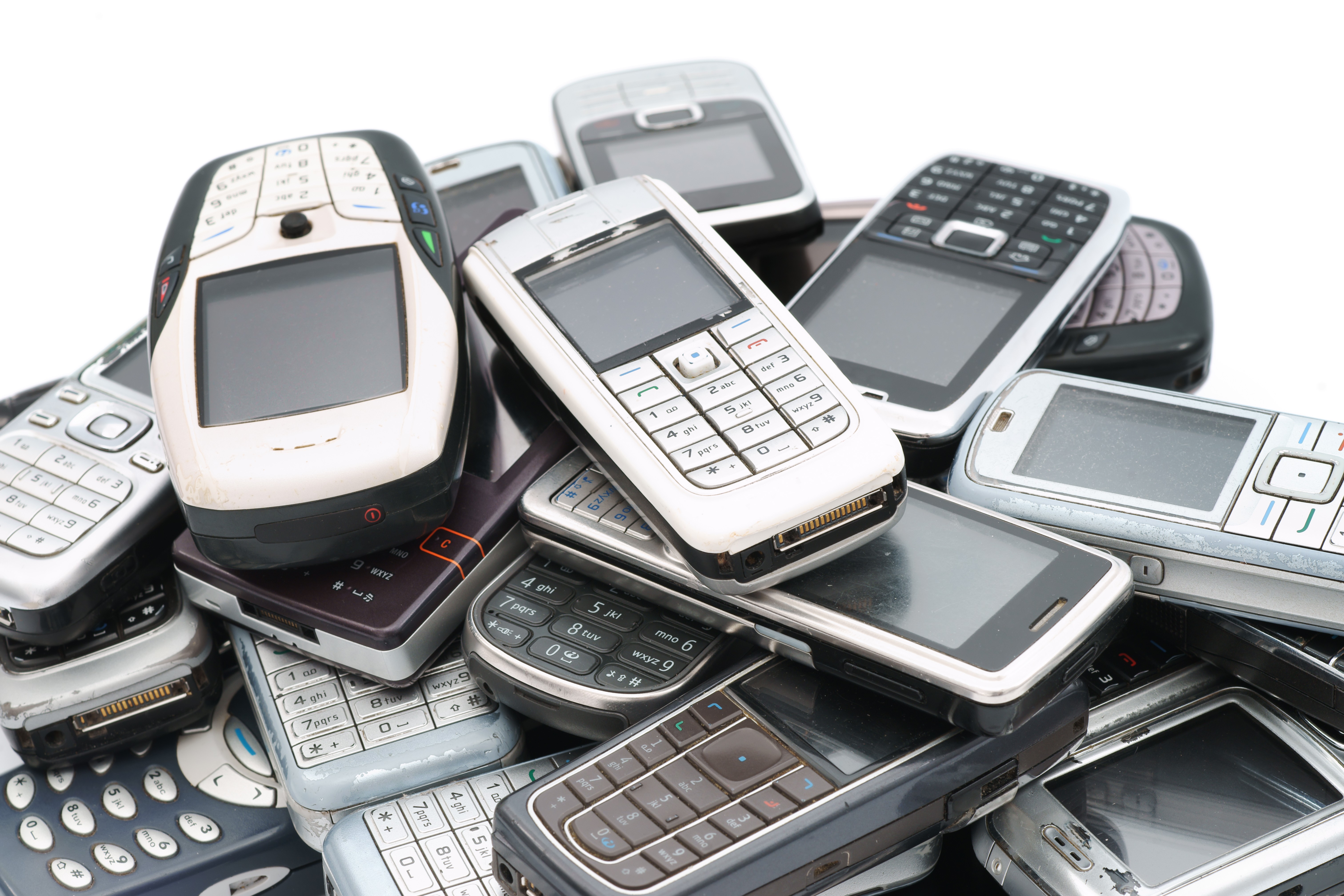 Celular simples: seis modelos ideais para quem só precisa do básico