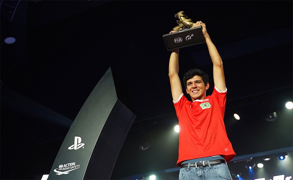 Relembre cinco pro players brasileiros melhores do mundo nos esports