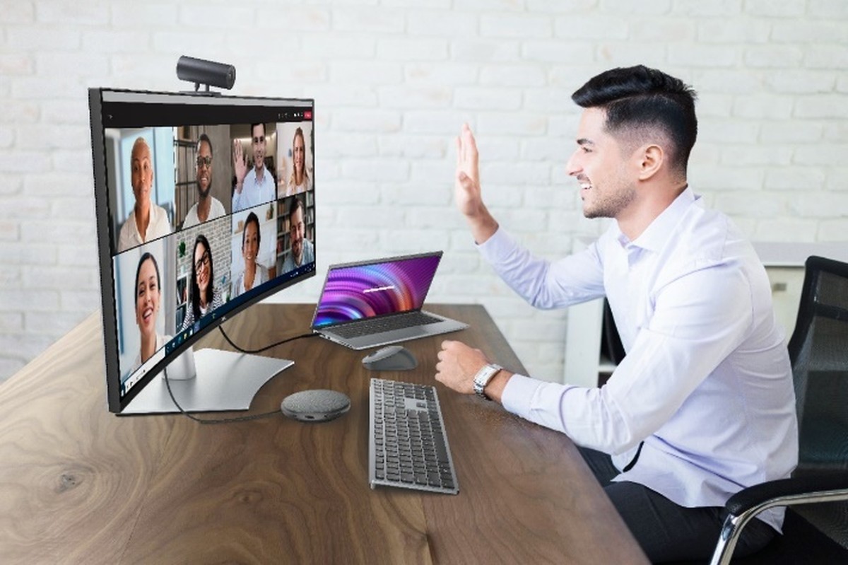 Dell lança nova webcam que filma em 4K e 'segue' usuário em chamadas