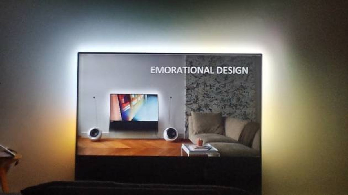 Philips DesignLine: TV de vidro superfina chega ao Brasil em outubro