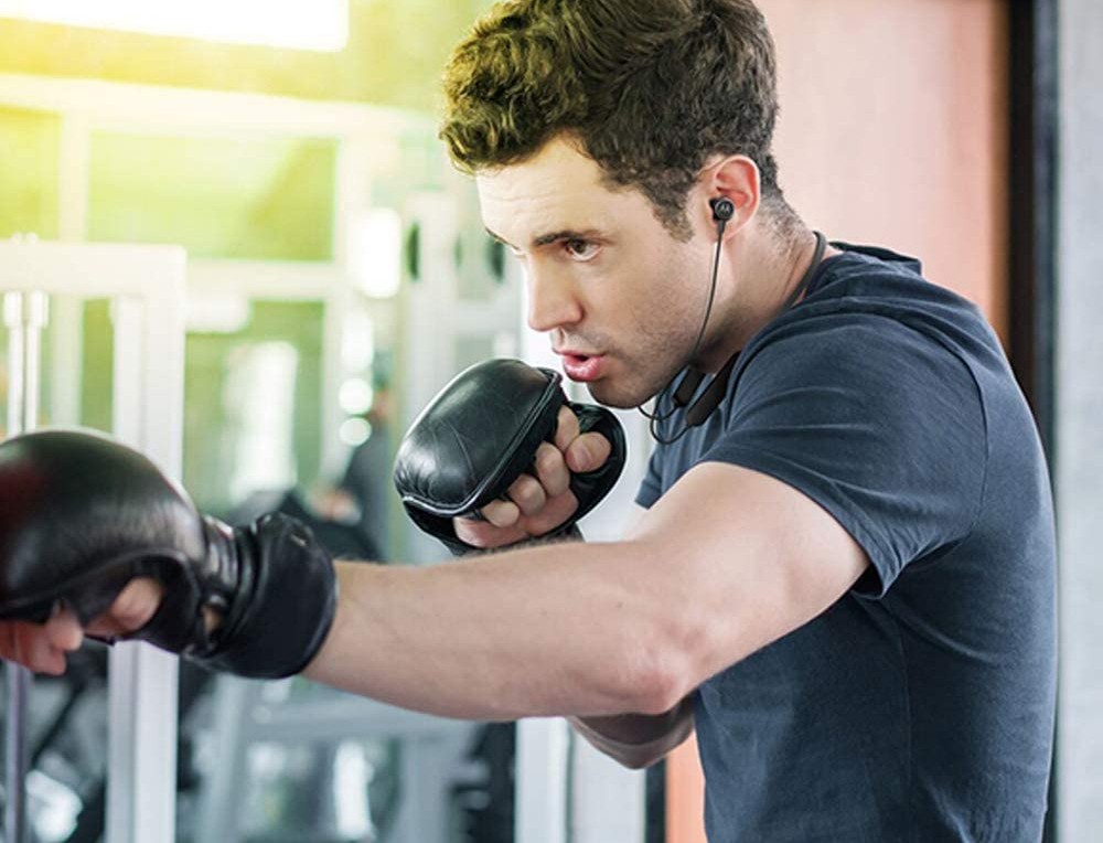 Fone de ouvido Bluetooth Motorola: 8 modelos sem fio para comprar