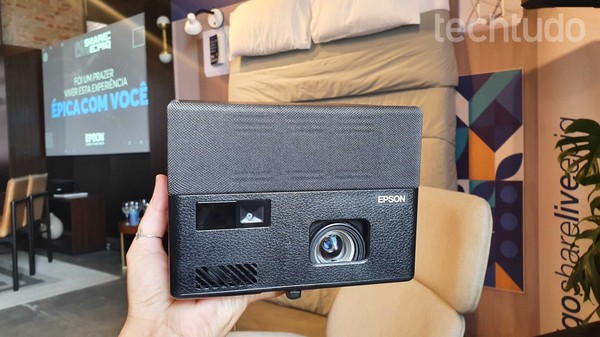 Projetor com Android TV: conheça a linha EpiqVision da Epson