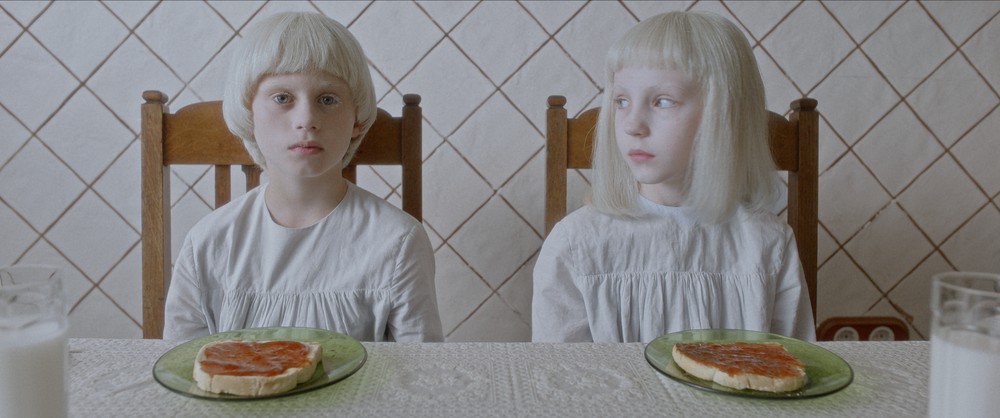 Tin & Tina: veja sinopse, elenco e trailer de terror espanhol da Netflix