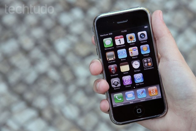 O que tinha no primeiro iPhone? Veja como ele mudou a história dos ...