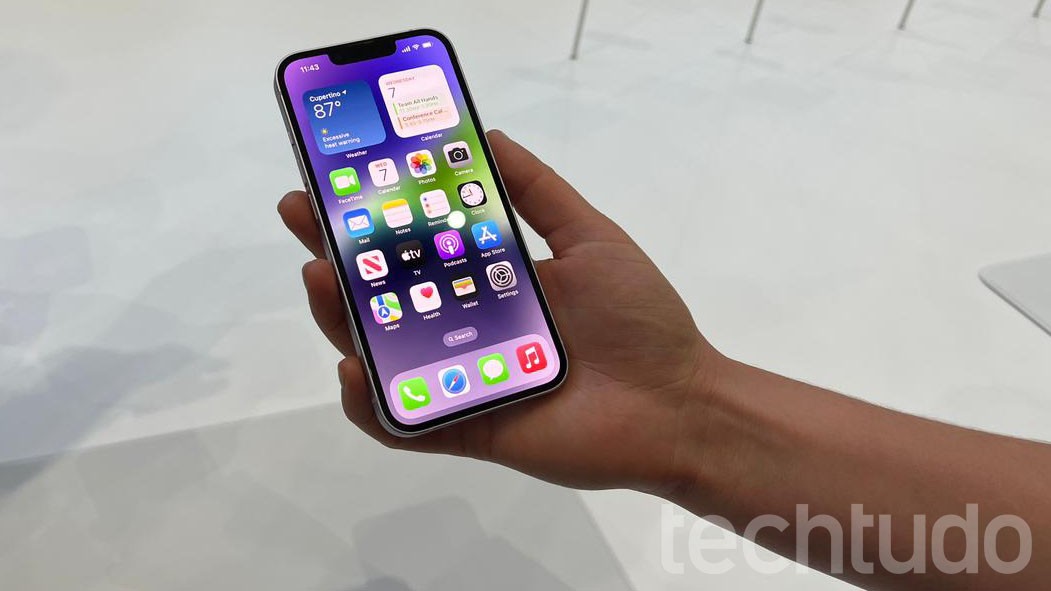 iPhone 14 Pro: realmente o notch interativo do celular é ‘de babar’