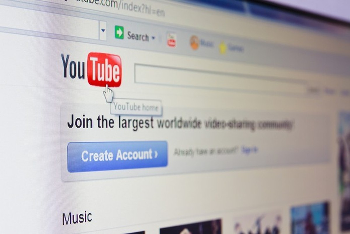 Primeiro vídeo do YouTube faz 10 anos; saiba a história de quem publicou