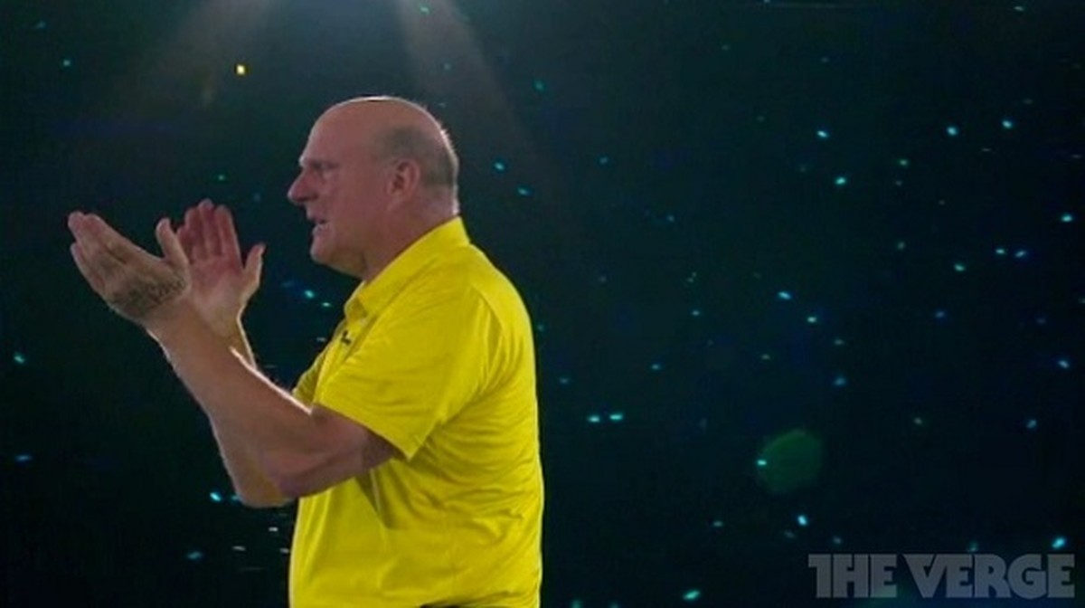 Steve Ballmer canta, chora e é ovacionado em evento da Microsoft; vídeo
