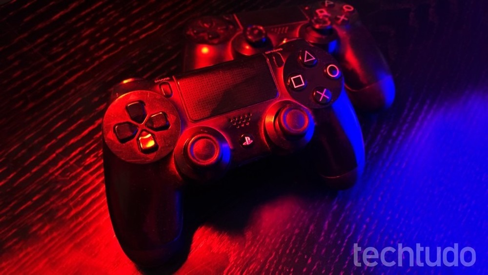 Tem controle de PS4? Veja como conectar no celular ou PC, desligar e mais