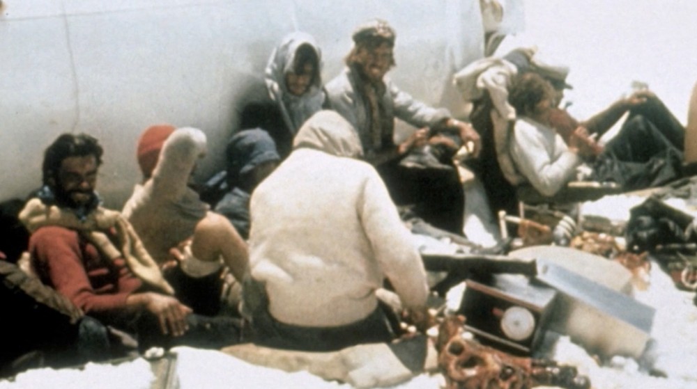 A Sociedade da Neve e mais: 4 filmes sobre o avião que caiu nos Andes