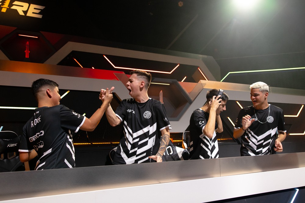 LBFF 8: TSM assume a vice-liderança e Tropicaos marca seu 1º BOOYAH!