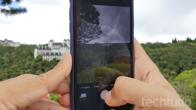 Como usar a câmera ultra wide do iPhone 11