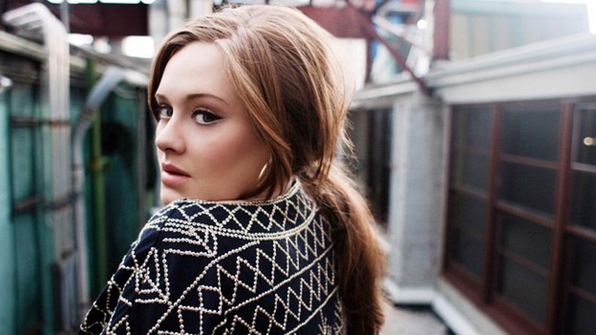 Adele tira a coroa de ‘maior produto de entretenimento’ do Modern Warfare 3