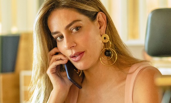 Perfil Falso: veja personagens e elenco de série com Carolina Miranda